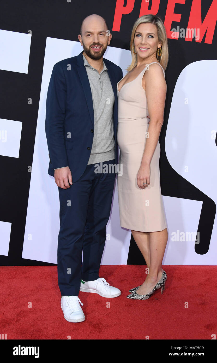 Paul scheer and june diane raphael hi-res stock photography and images ...