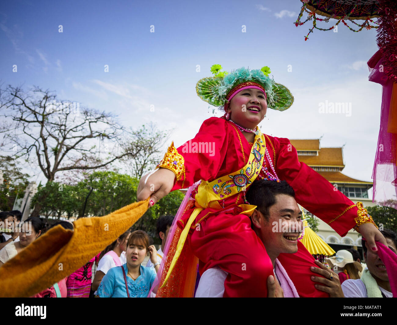 Chiang Mai, Chiang Mai, Thailand. 4th Apr, 2018. A Shan boy is carried ...