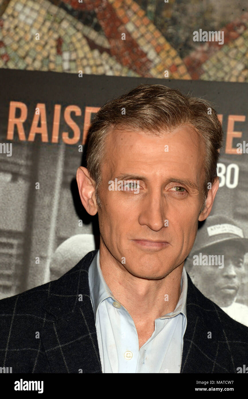 NEW YORK, NY - APRIL 03: Dan Abrams attends the 'Vice' Season 6 ...