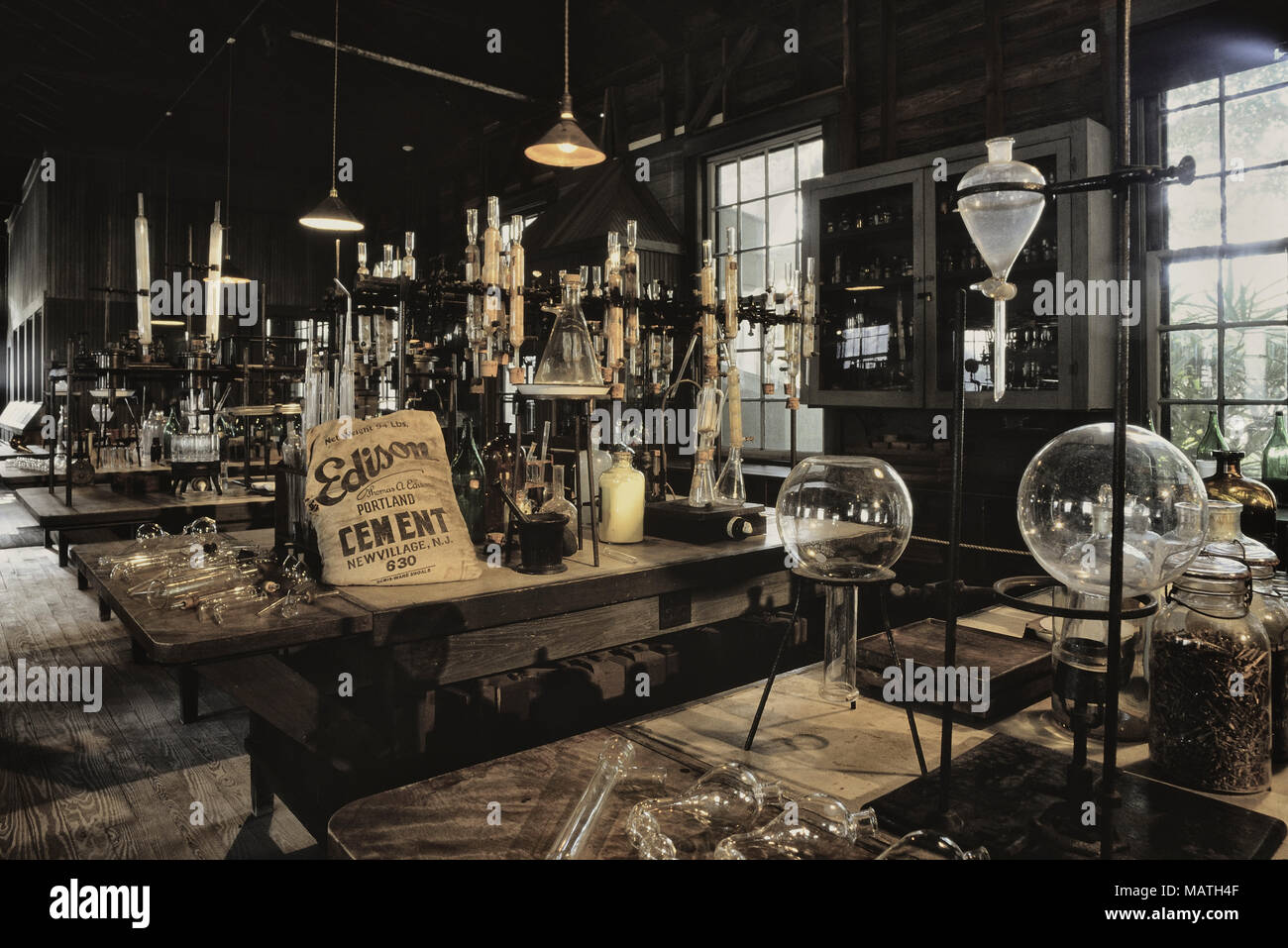 The Edison Botanic Research Laboratory at the Edison & Ford Winter ...