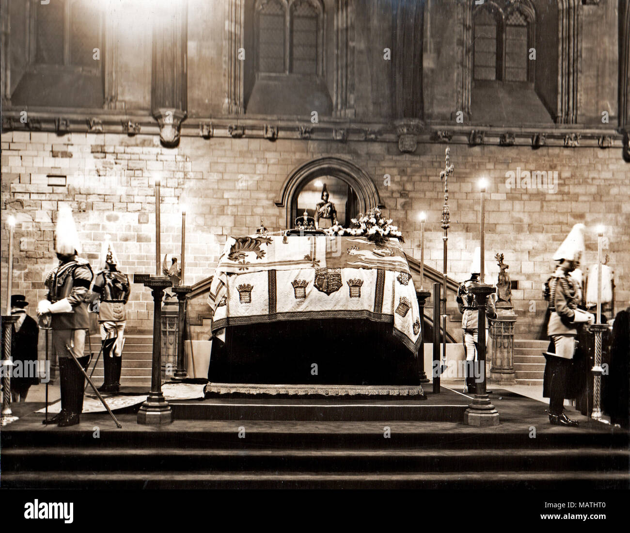 Lying in state george v hi-res stock photography and images - Alamy
