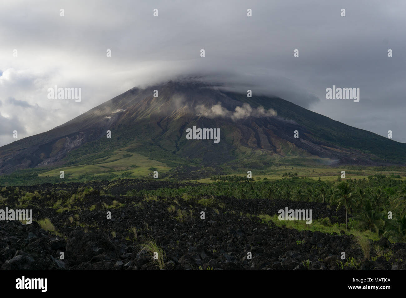 Mayon landscape hi-res stock photography and images - Alamy