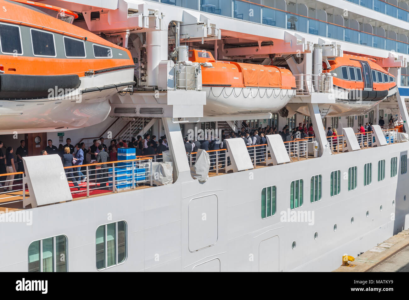 Viking star ship hi-res stock photography and images - Alamy
