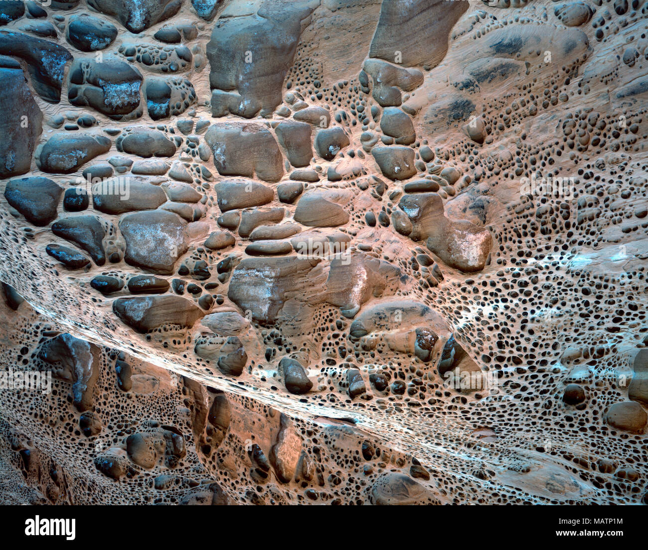 Honeycomb rock patterns, Dirty Devil River, Utah Proposed Dirty Devil ...