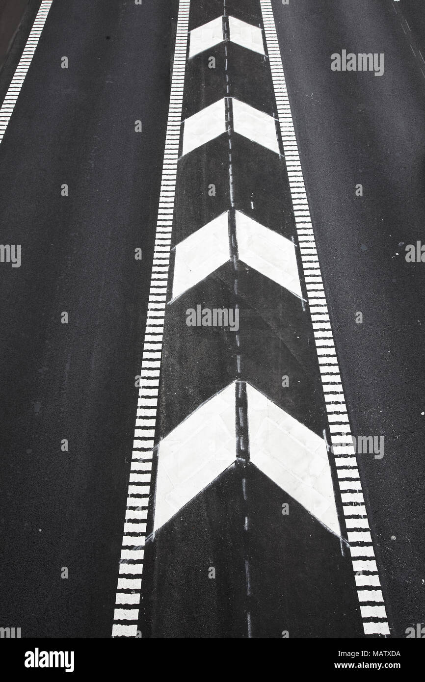 Metalled roads hi-res stock photography and images - Alamy