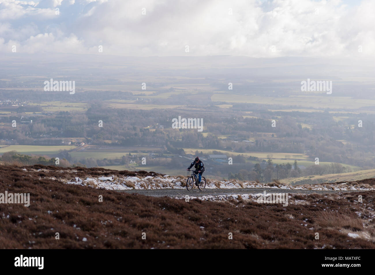 Difficult to see cyclist hi-res stock photography and images - Alamy