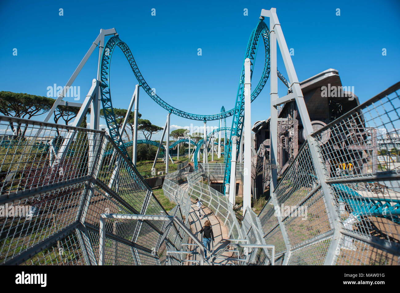 Funfair sky travel hi-res stock photography and images - Alamy