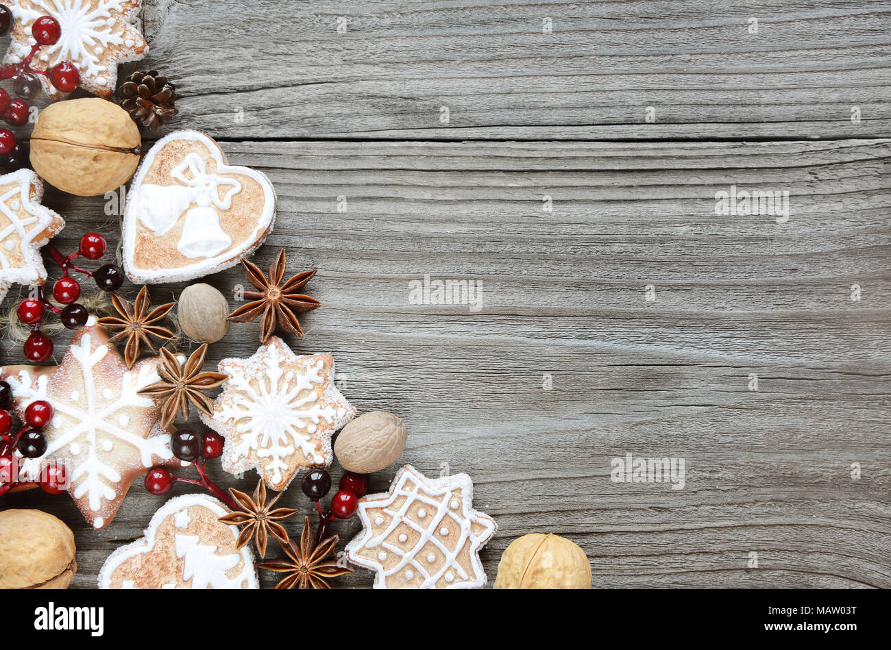 Old red cracker hi-res stock photography and images - Alamy
