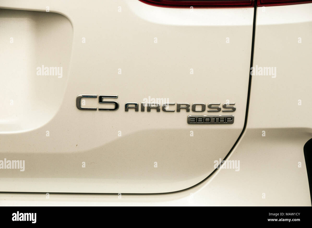 Citroen badge hi-res stock photography and images - Alamy