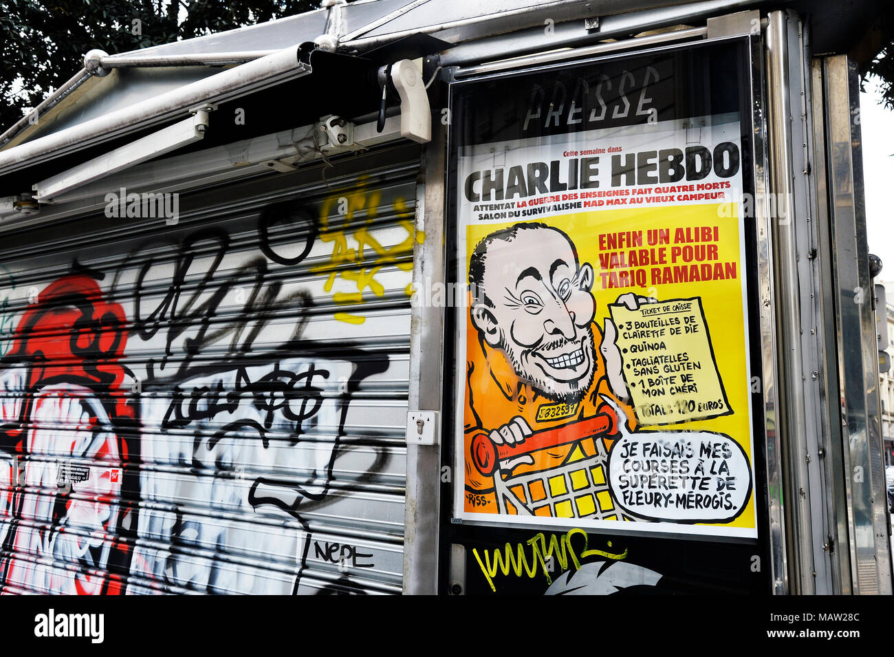 Charlie Hebdo Cover on a press kiosk - Paris - France Stock Photo - Alamy