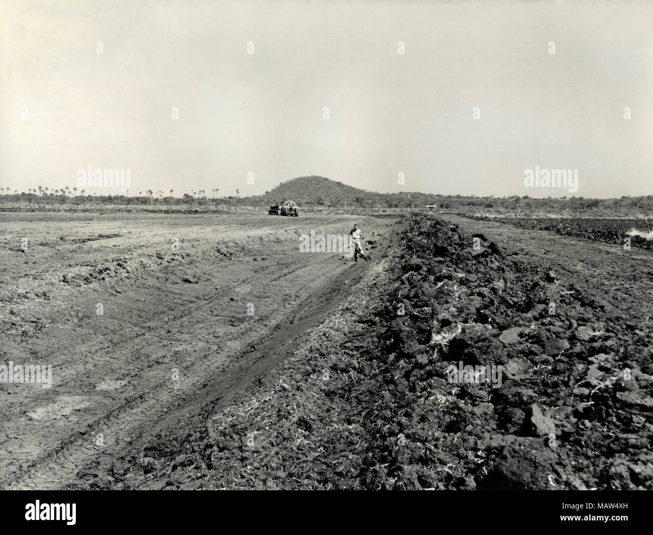 Completed irrigation canal, Rhodesian Selection Trust, Kafue Pilot ...