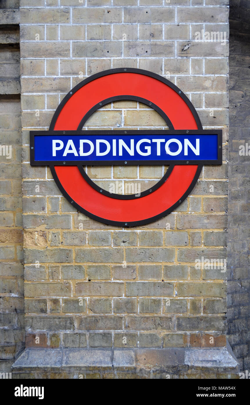 Paddington station sign hi-res stock photography and images - Alamy