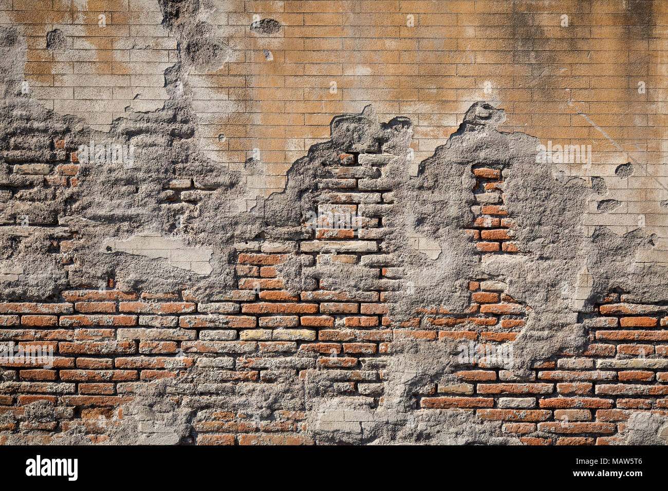 Faded brick hi-res stock photography and images - Alamy