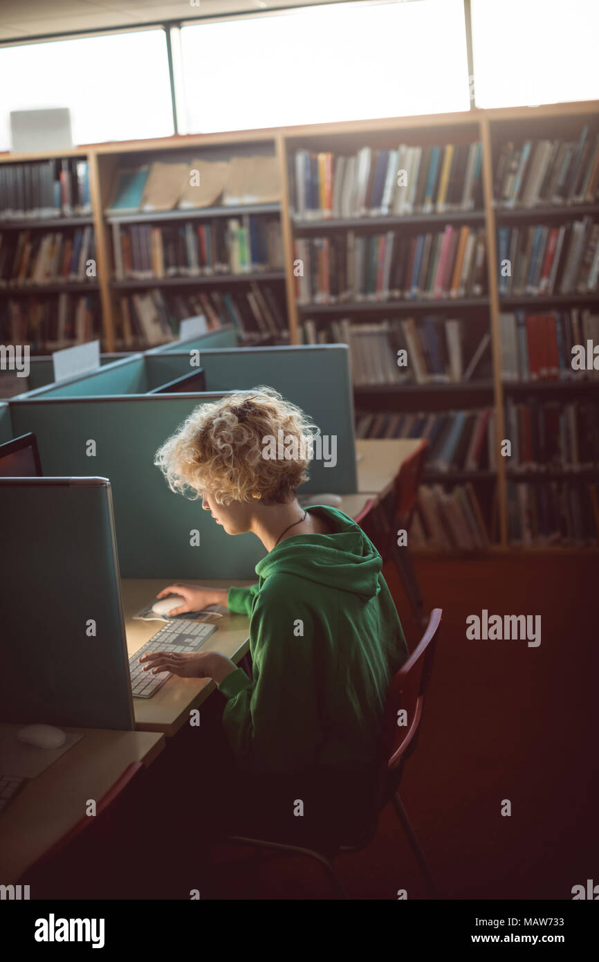 Lifestyle and library hi-res stock photography and images - Alamy