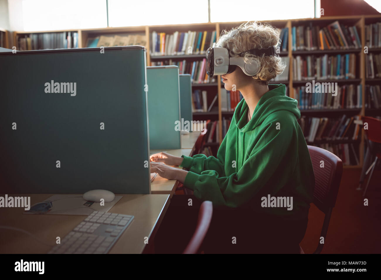 3d computer headset hi-res stock photography and images - Alamy