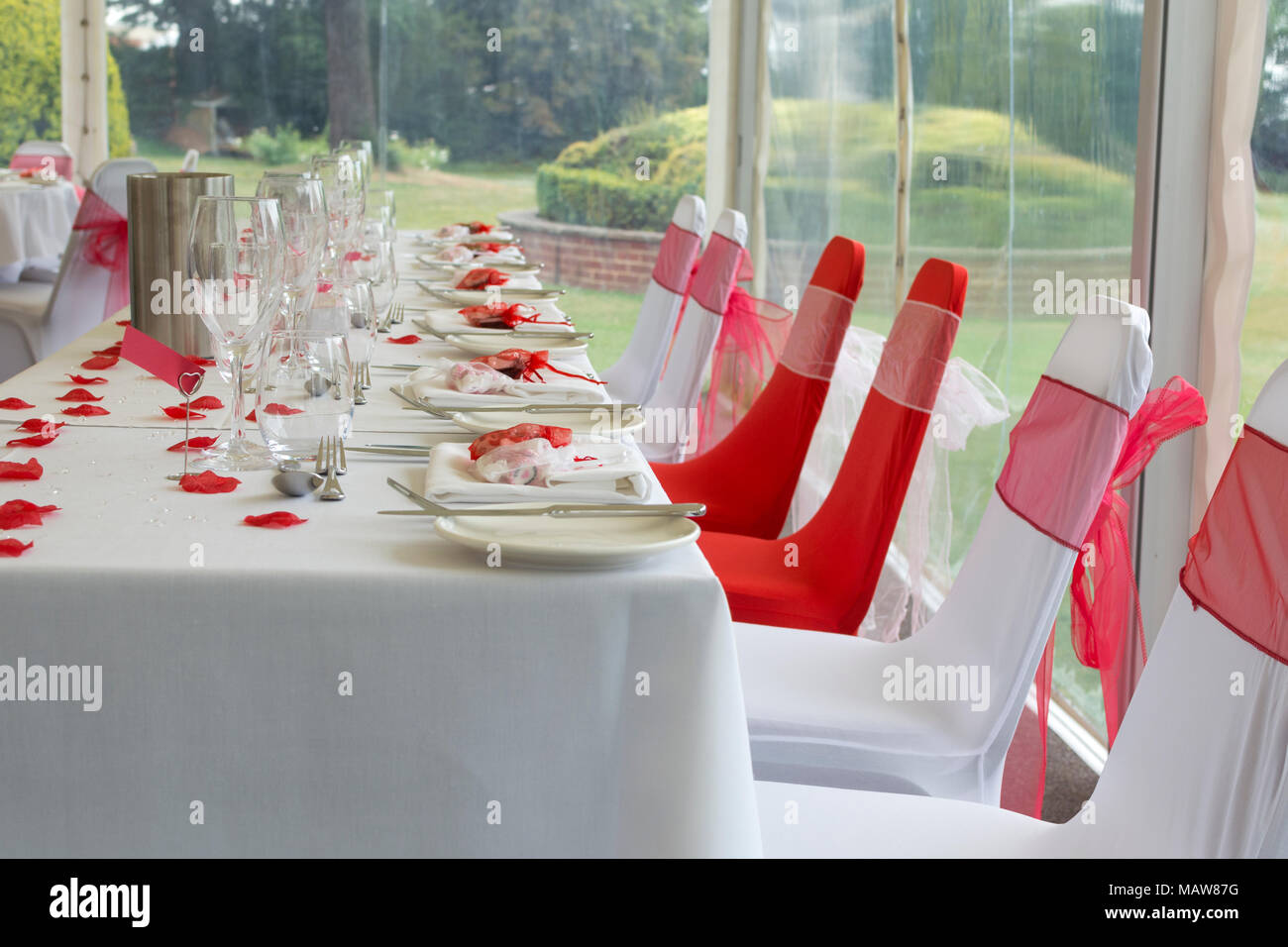 Reception setup hi-res stock photography and images - Alamy