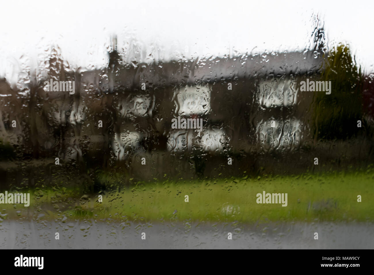 Heavy rain at Langcliffe in the Yorkshire Dales Stock Photo - Alamy