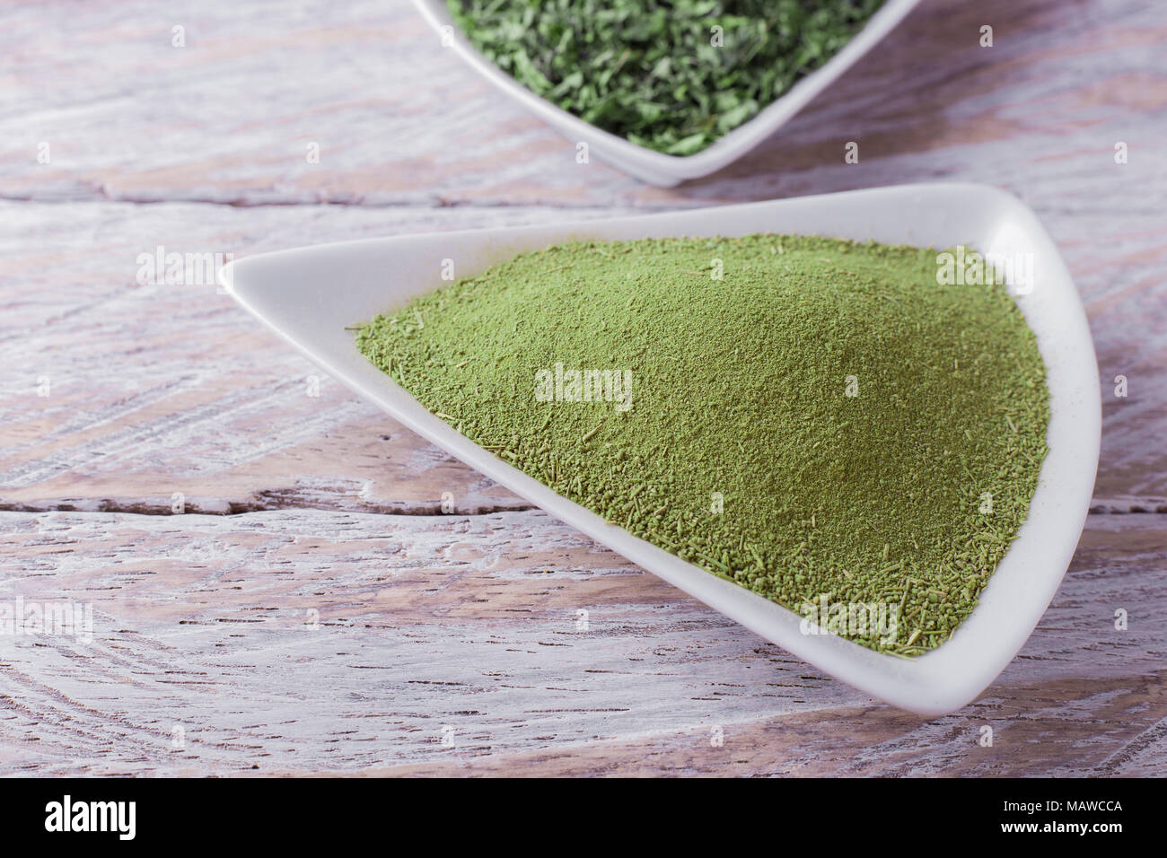 Moringa oleifera powder hi-res stock photography and images - Alamy