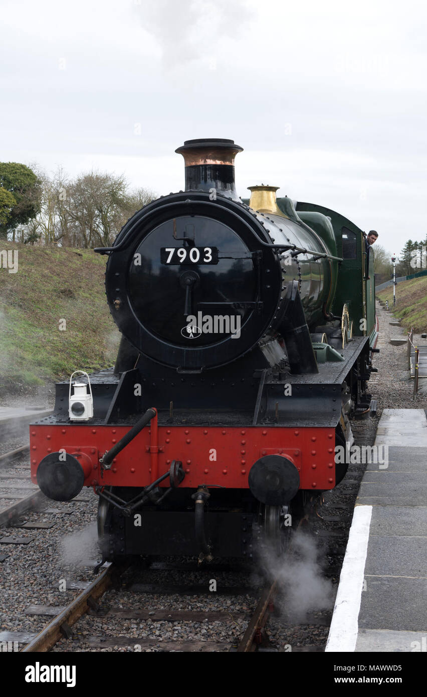 GWR Hall Class "Foremarke Hall" steam locomotive at Broadway station ...