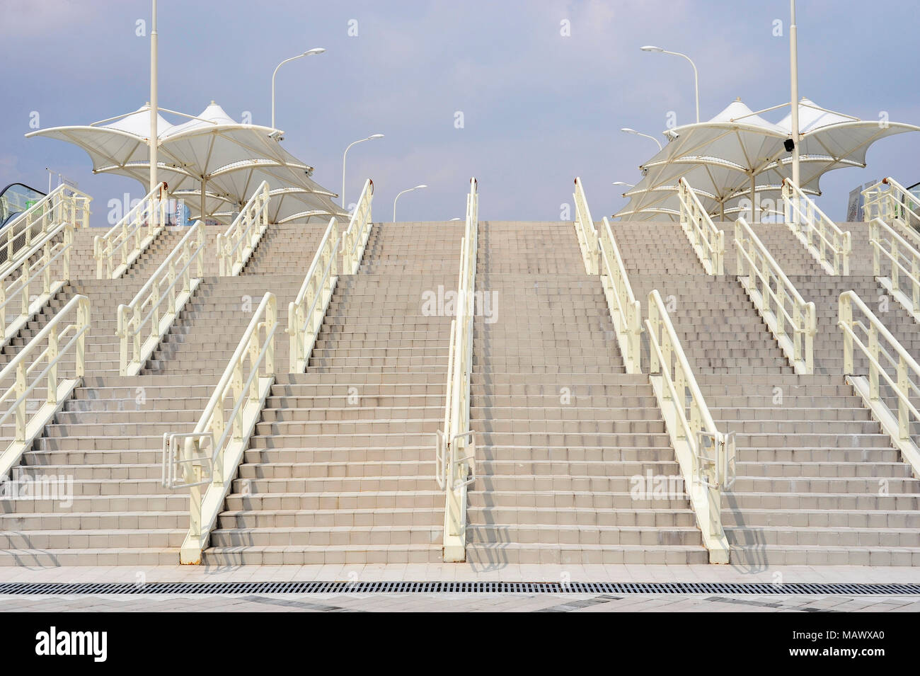 Steps to elevated walkway at the 2010 Shanghai World Expo, China Stock ...