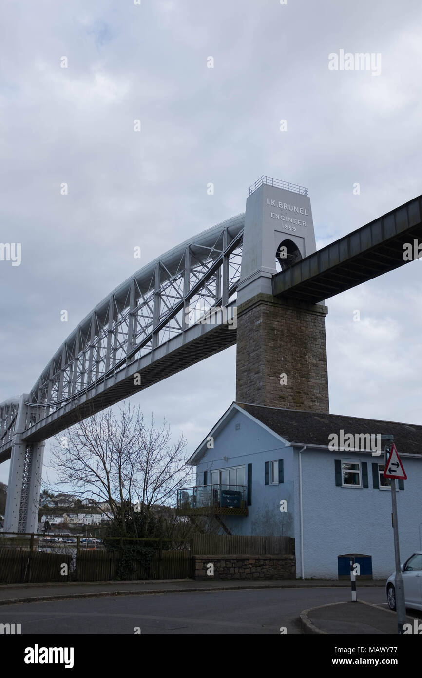 Royal albert bridge hi-res stock photography and images - Alamy
