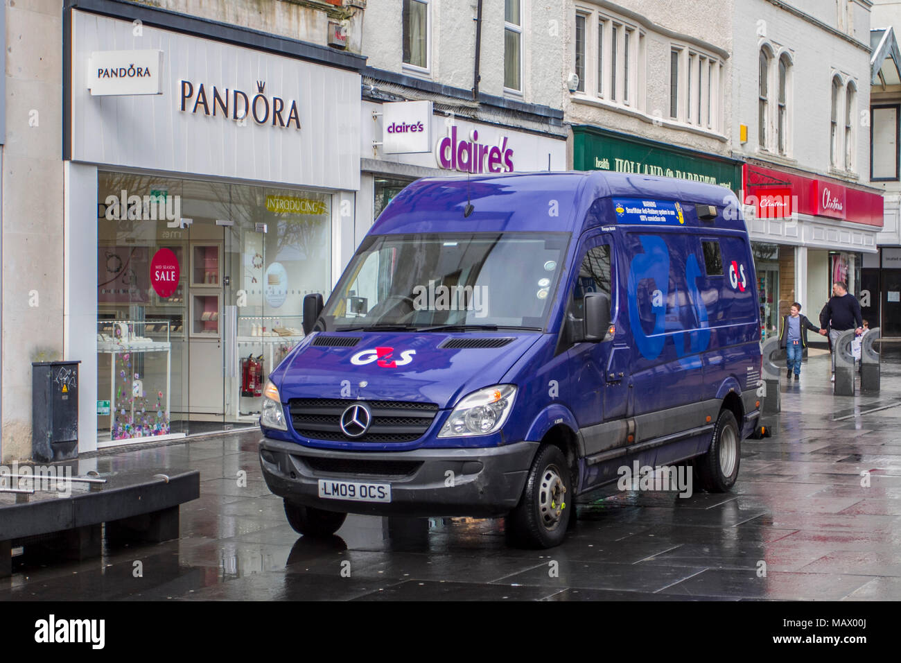 Securicor Van Stock Photos & Securicor Van Stock Images - Alamy