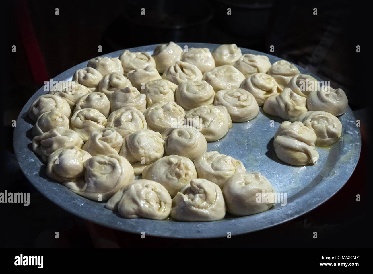 Making of Roti Canai, Roti cooking process, roti fried indian food ...