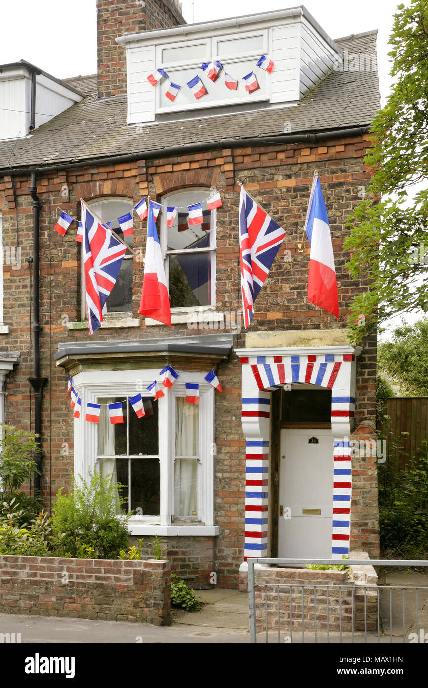 French Flag Bunting Stock Photos & French Flag Bunting Stock Images - Alamy