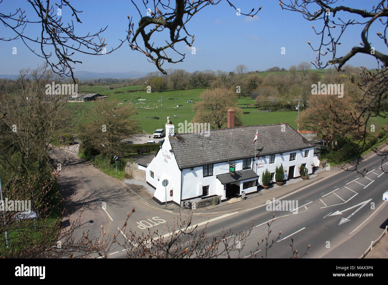 Two mile oak inn hi-res stock photography and images - Alamy