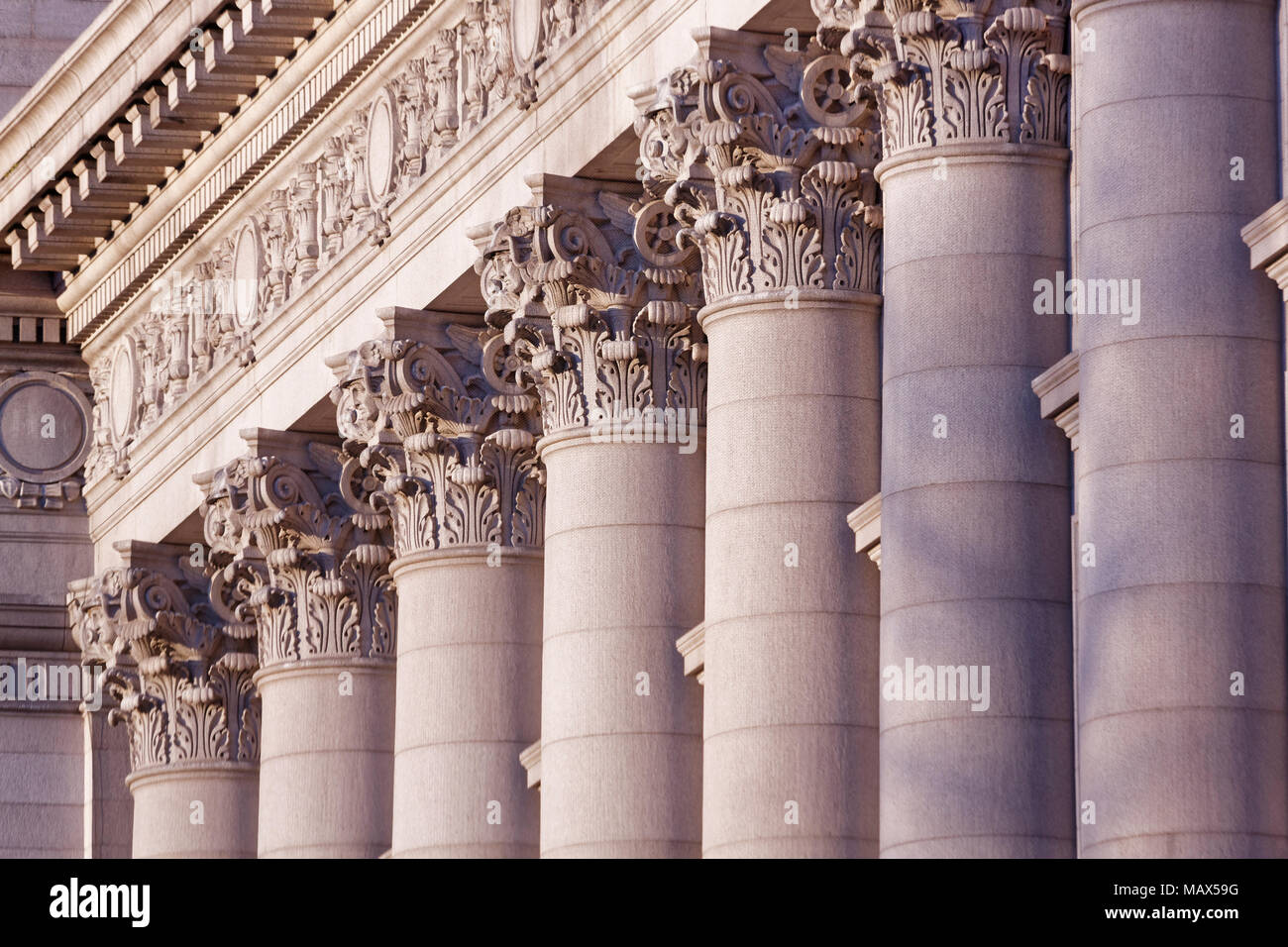 Corinthian architecture hi-res stock photography and images - Alamy