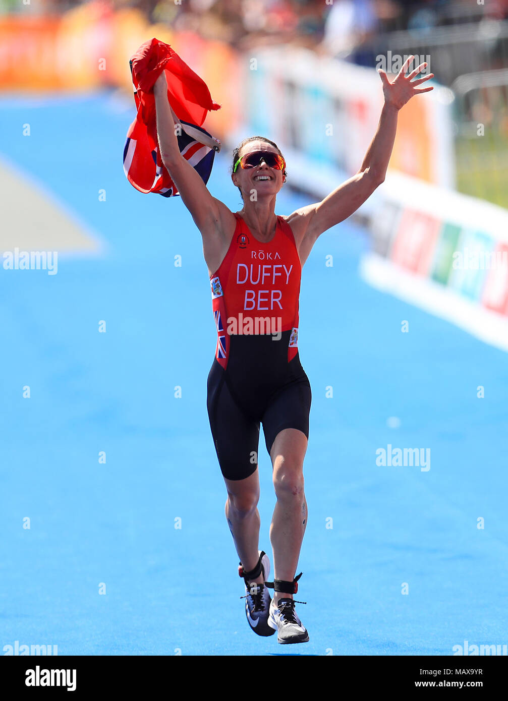 Bermuda's Flora Duffy celebrates winning gold in the Women's Triathlon ...