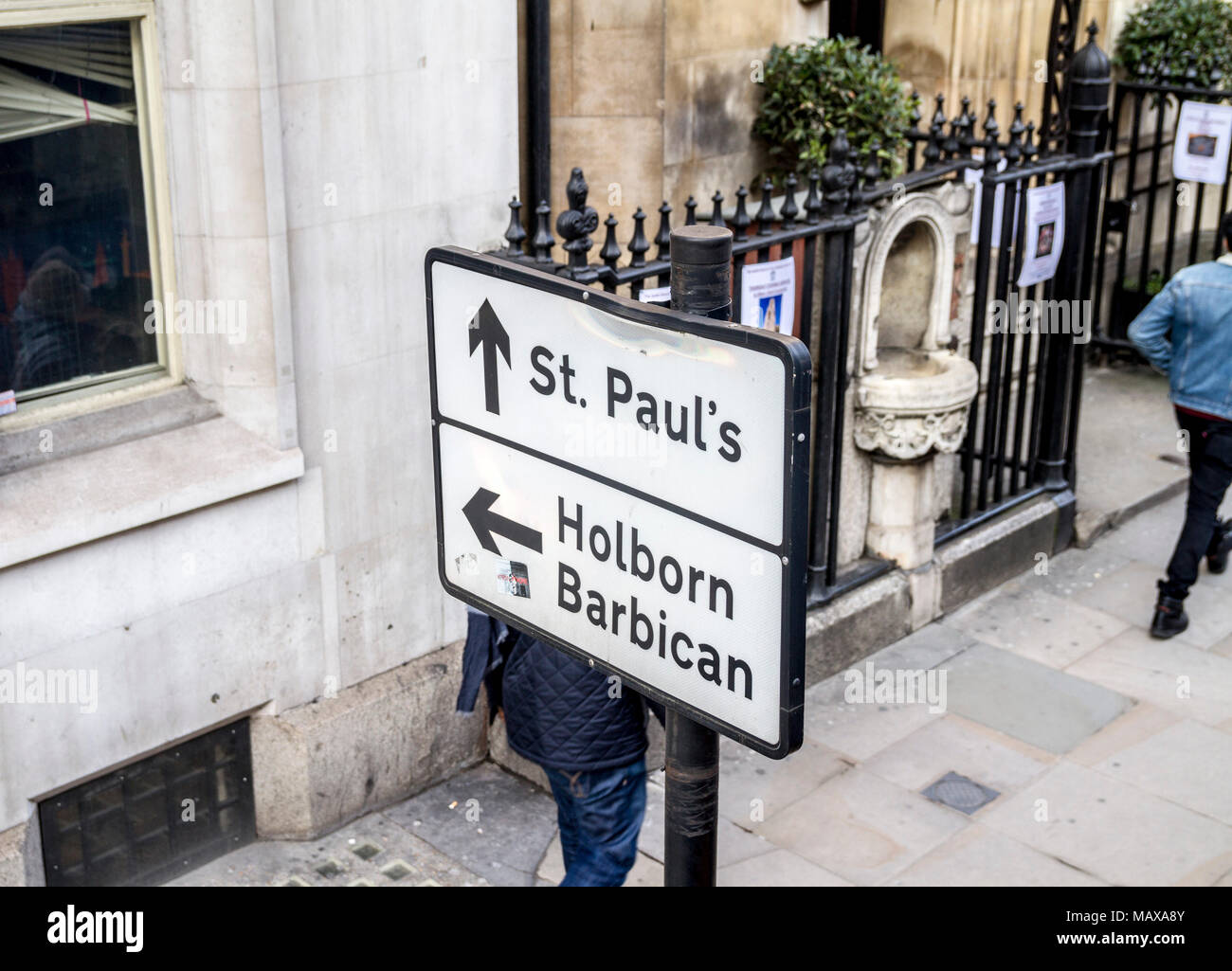 St. Paul's Sign Post London UK Stock Photo - Alamy