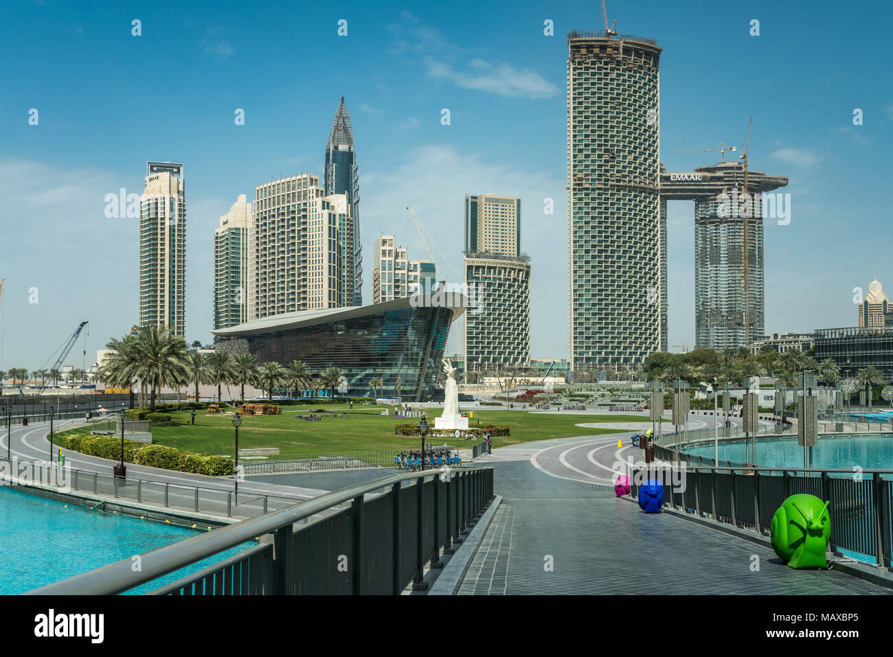 Dubai opera hi-res stock photography and images - Alamy