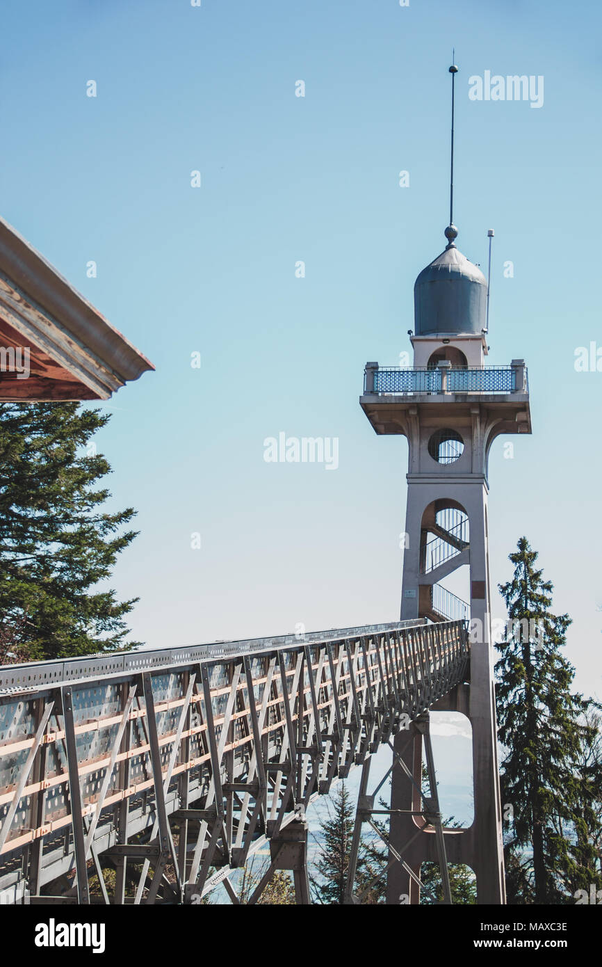 High line observation deck hi-res stock photography and images - Alamy