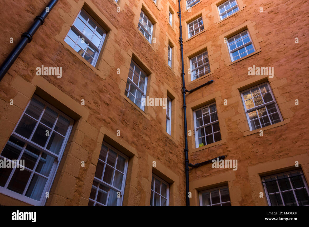 Riddell's Court, Lawnmarket, Edinburgh, Scotland, UK Stock Photo - Alamy