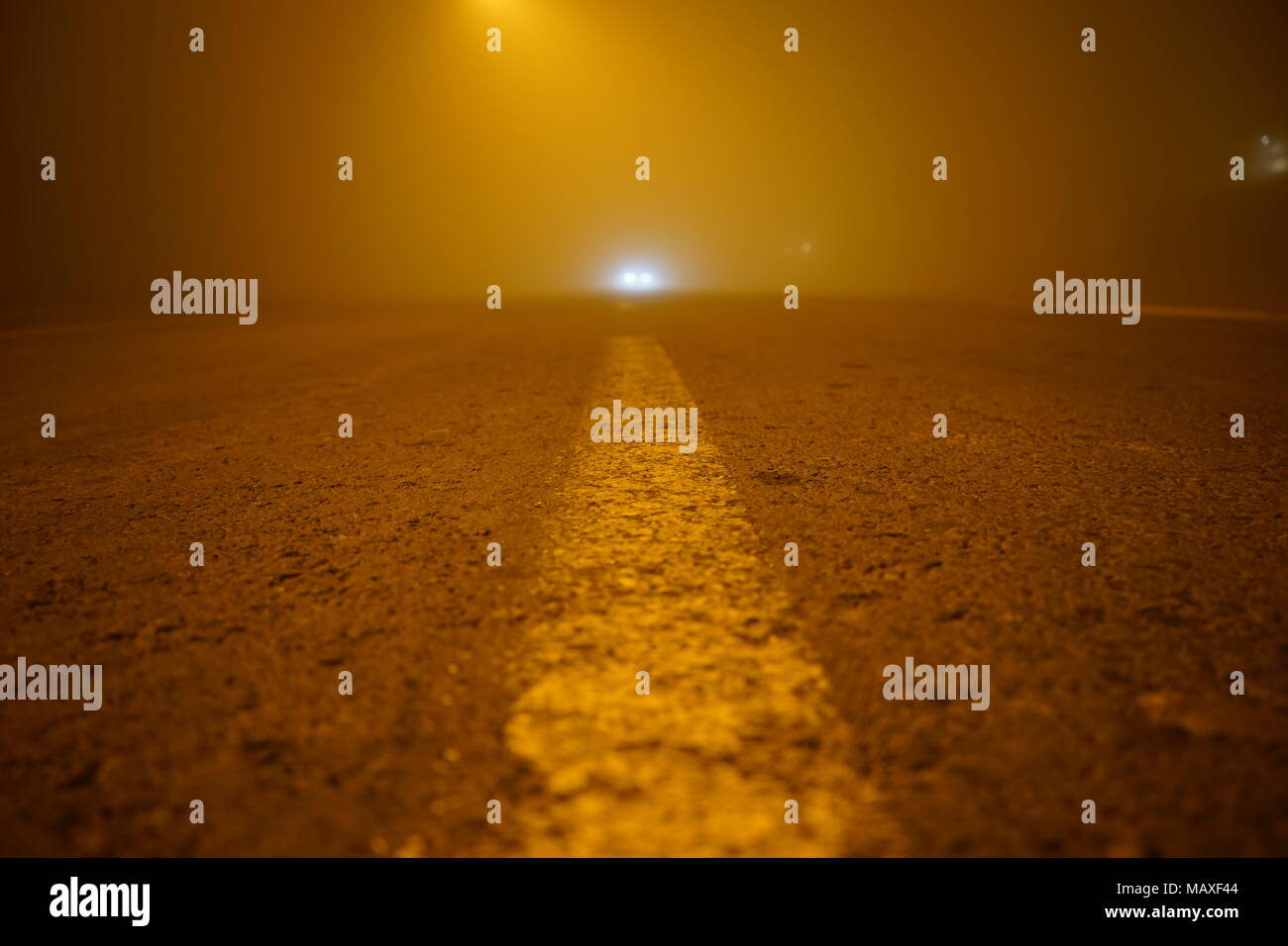 Oncoming car hi-res stock photography and images - Alamy