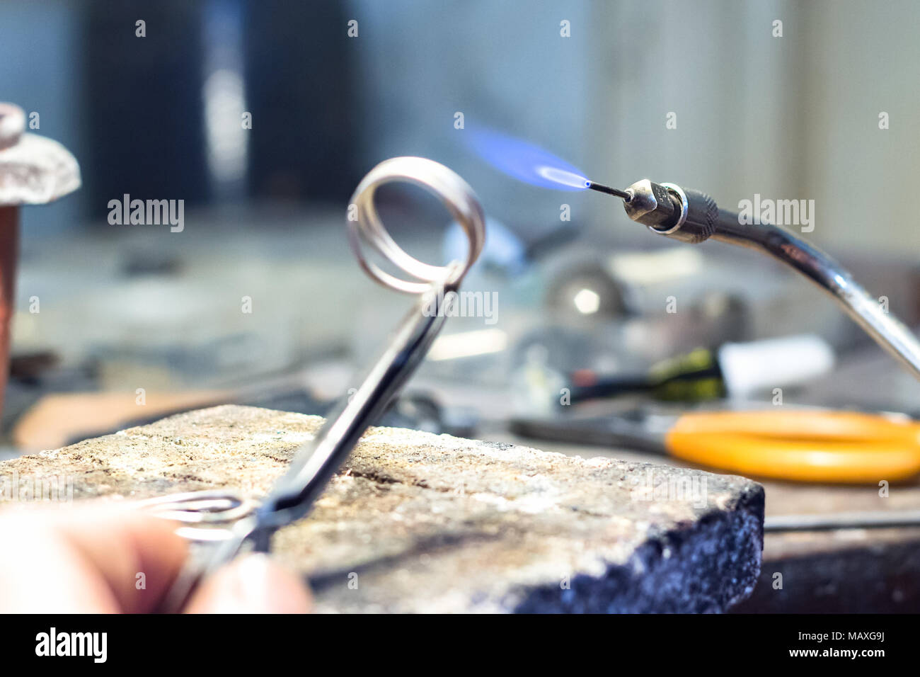 Gas welding hi-res stock photography and images - Alamy