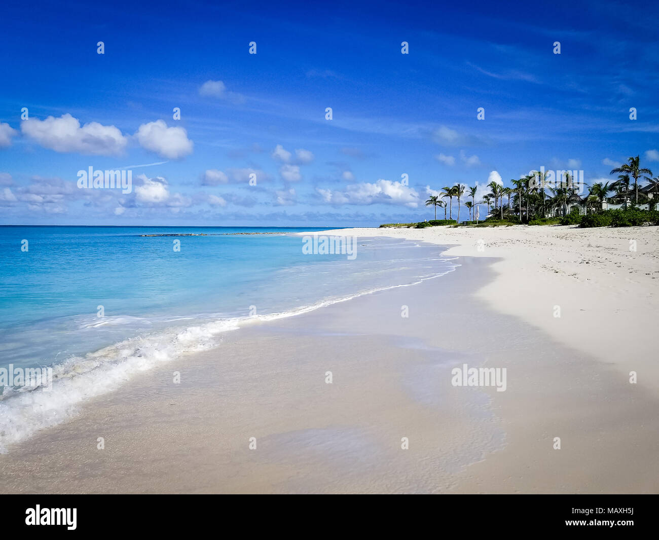 Long bay beach turks and caicos hi-res stock photography and images - Alamy