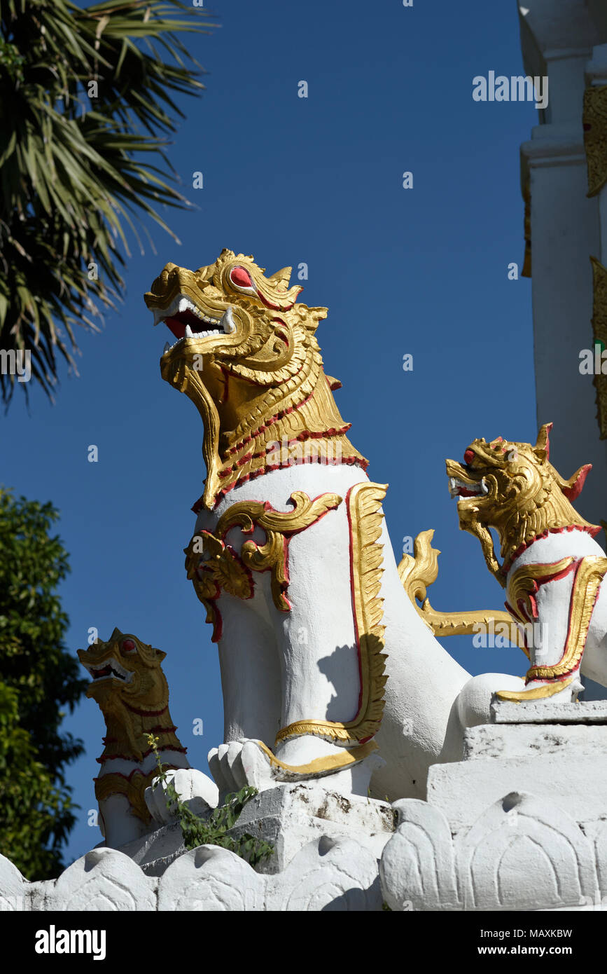 Thai Singha lion statues at temple Wat Chiang Yuen, Chiang Mai ...