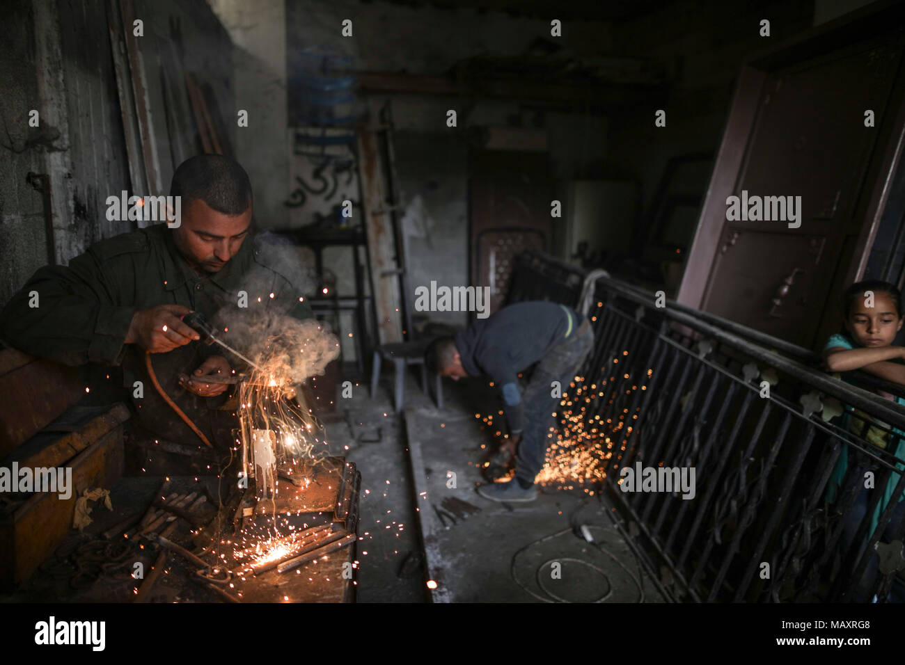 Palestinian blacksmith Ali Banat makes "Keys of Return", which ...