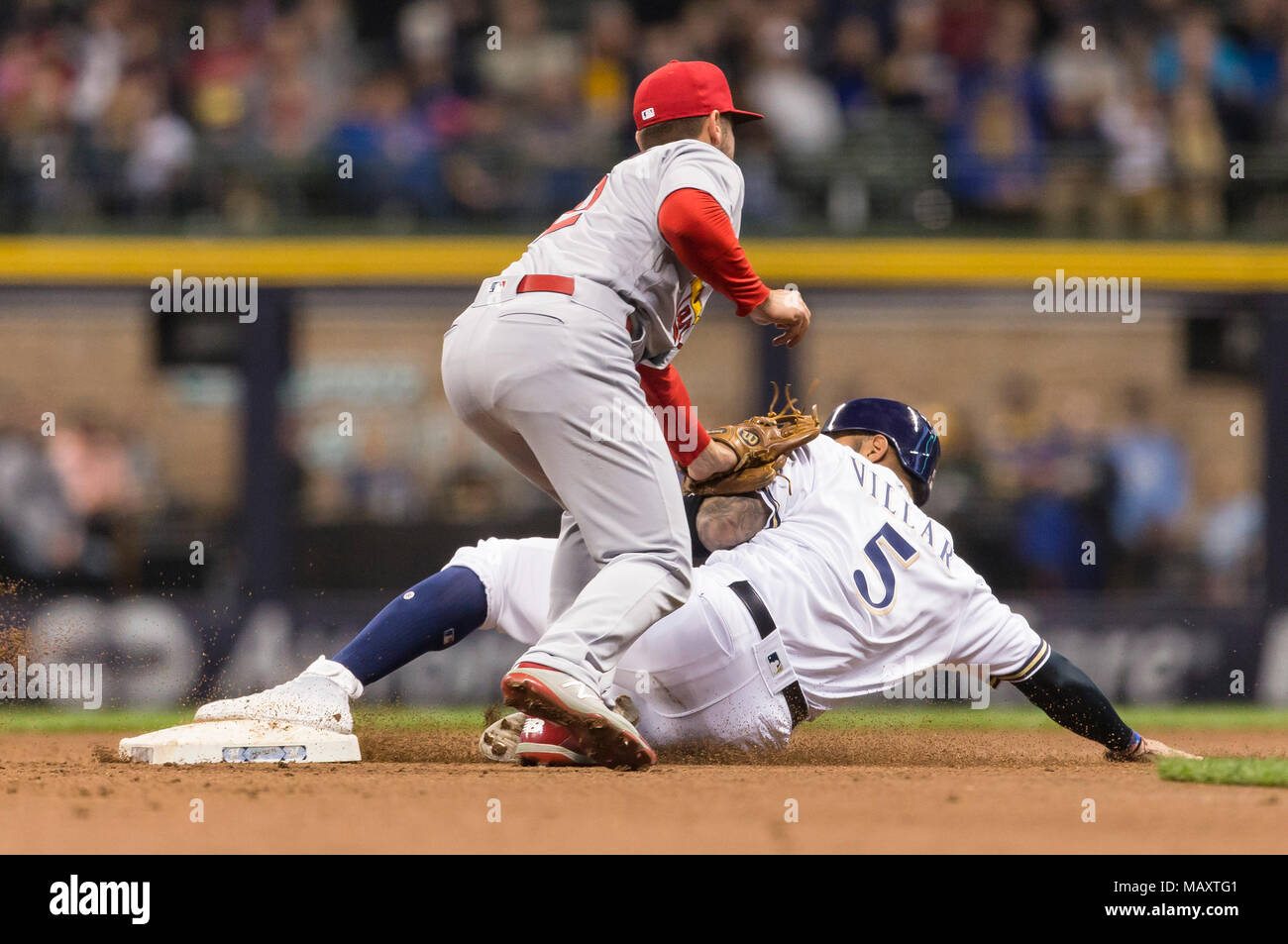 Milwaukee, WI, USA. 4th Apr, 2018. Milwaukee Brewers second baseman ...