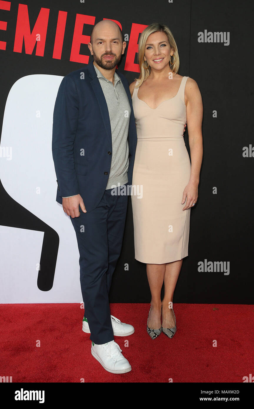 Paul scheer and june diane raphael hi-res stock photography and images ...