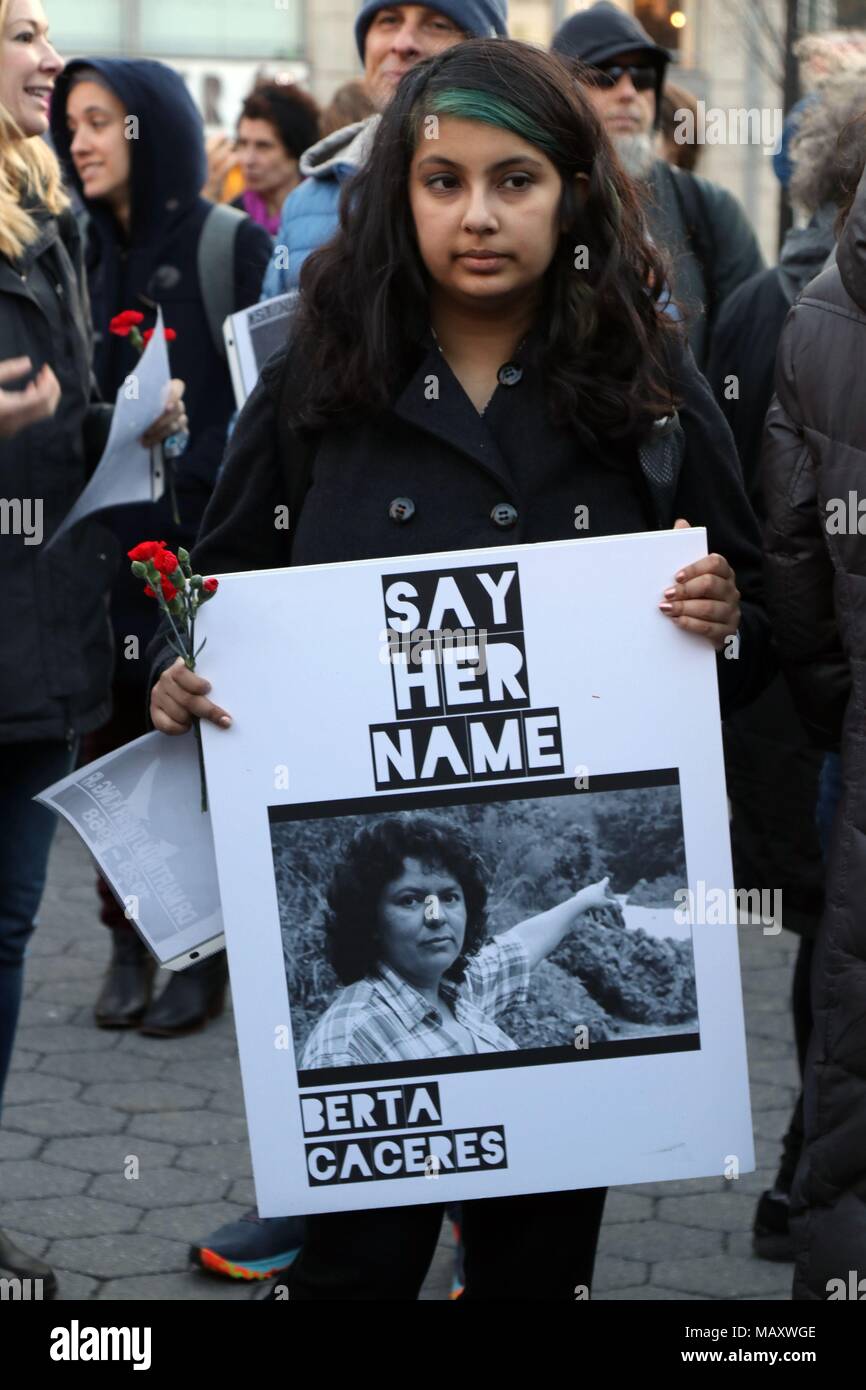 New York City, New York, USA. 4th Apr, 2018. Justice League of New York ...