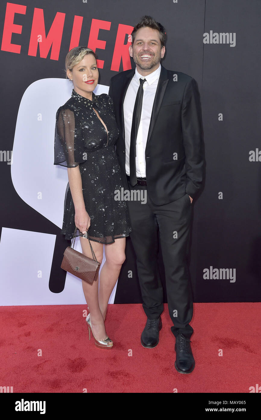 Los Angeles, California. 3rd Apr, 2018. Kathleen Robertson and Chris ...