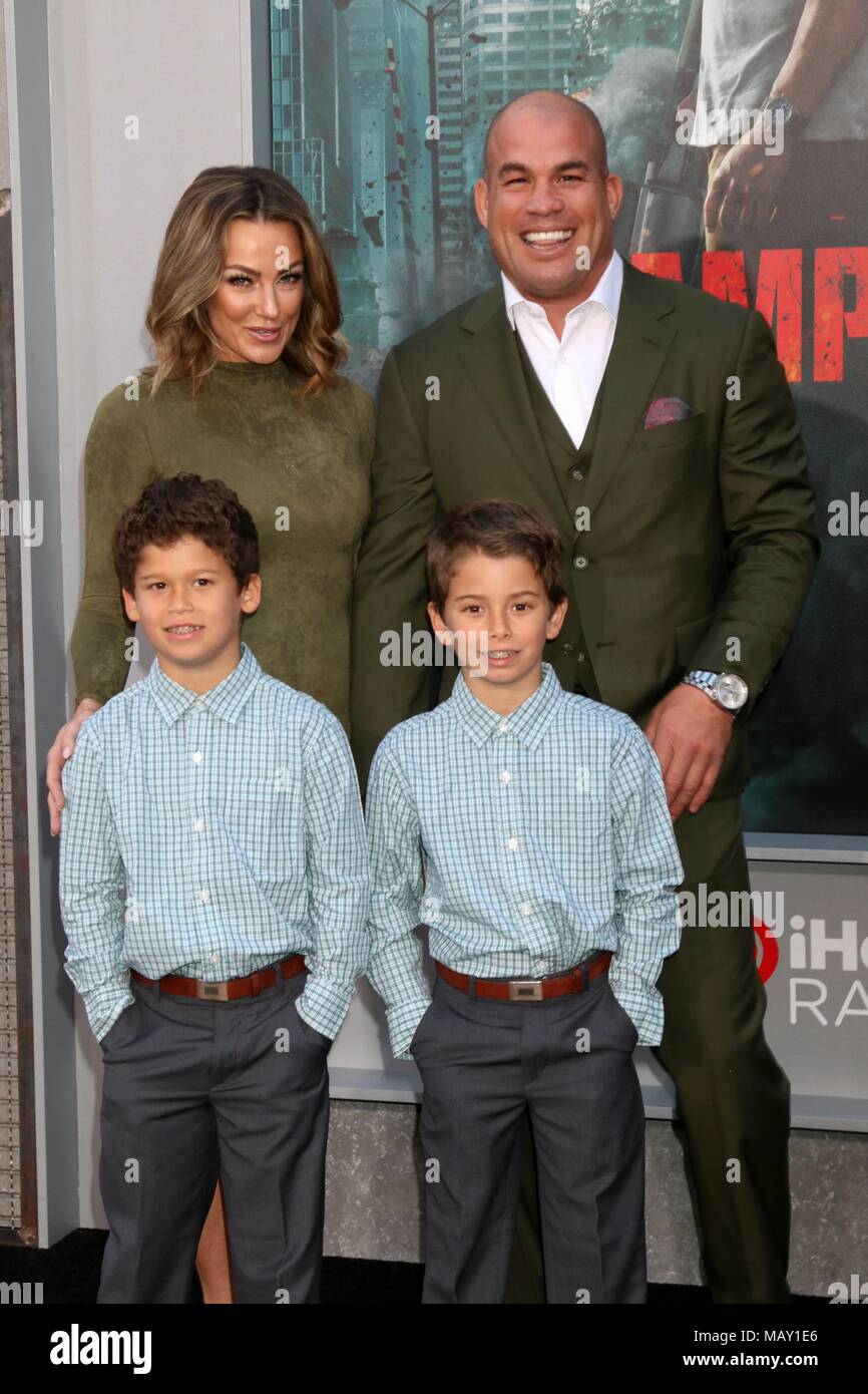 Tito ortiz sons hi-res stock photography and images - Alamy