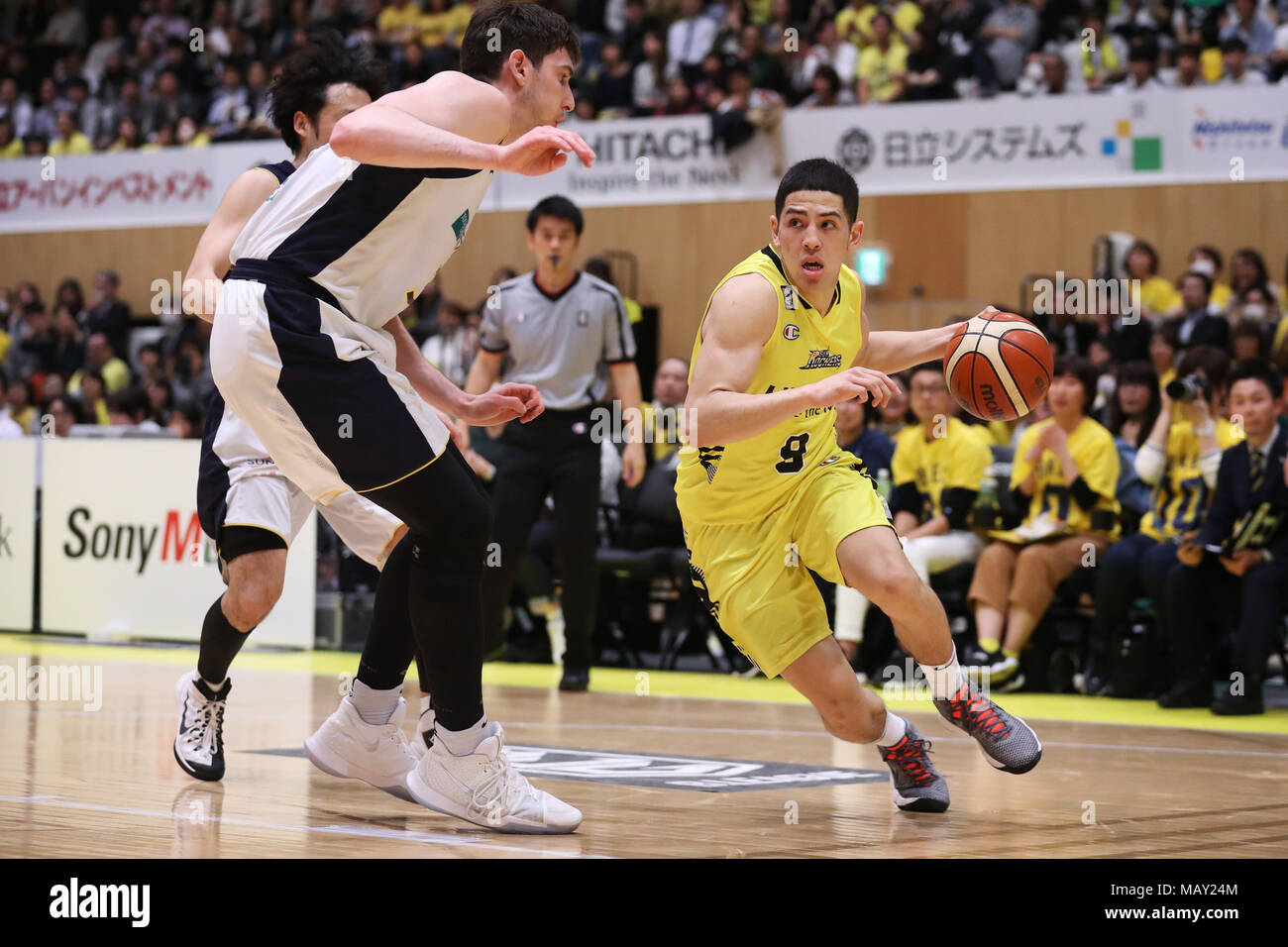 Ryan Rossiter (Brex), Leo Vendrame (Sunrockers), MARCH 30, 2018 ...