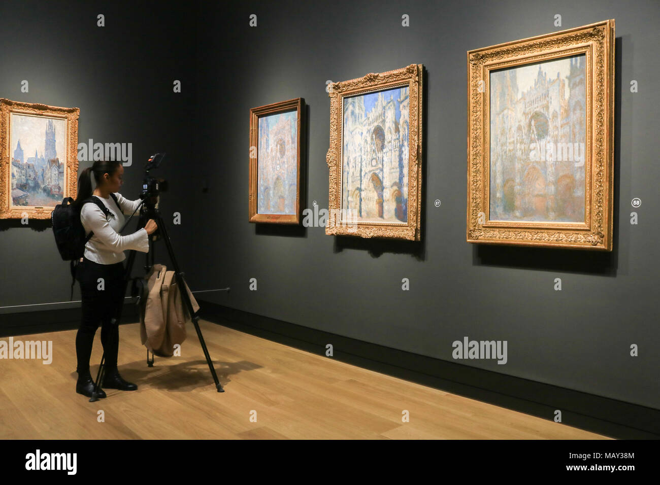 Exhibition monet hi-res stock photography and images - Alamy
