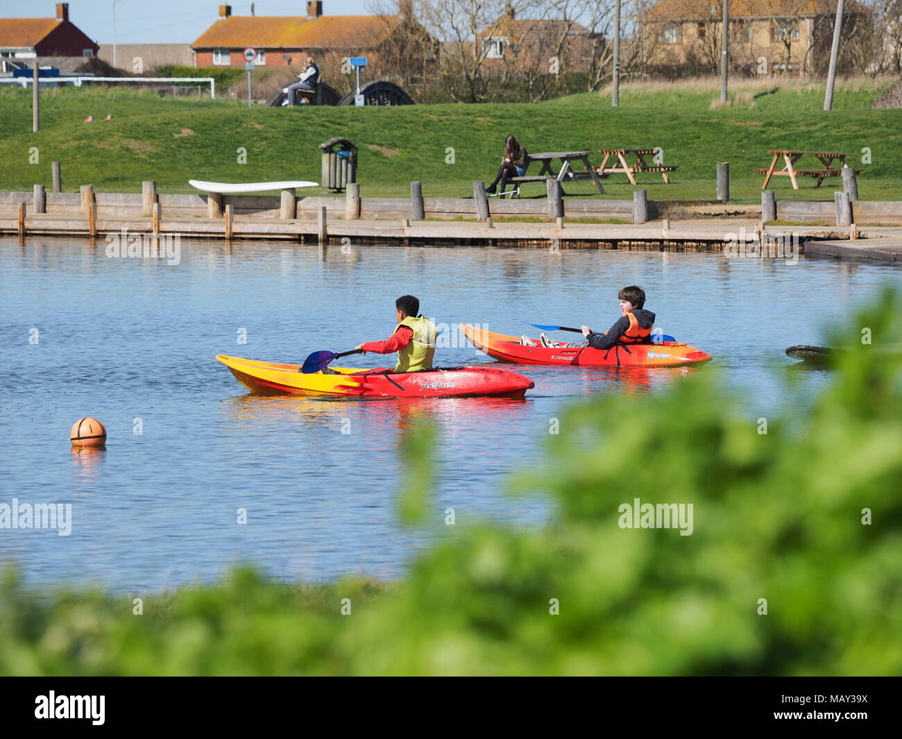 Minster on sea, Kent, UK. 5th April, 2018. UK Weather: a bright, sunny ...