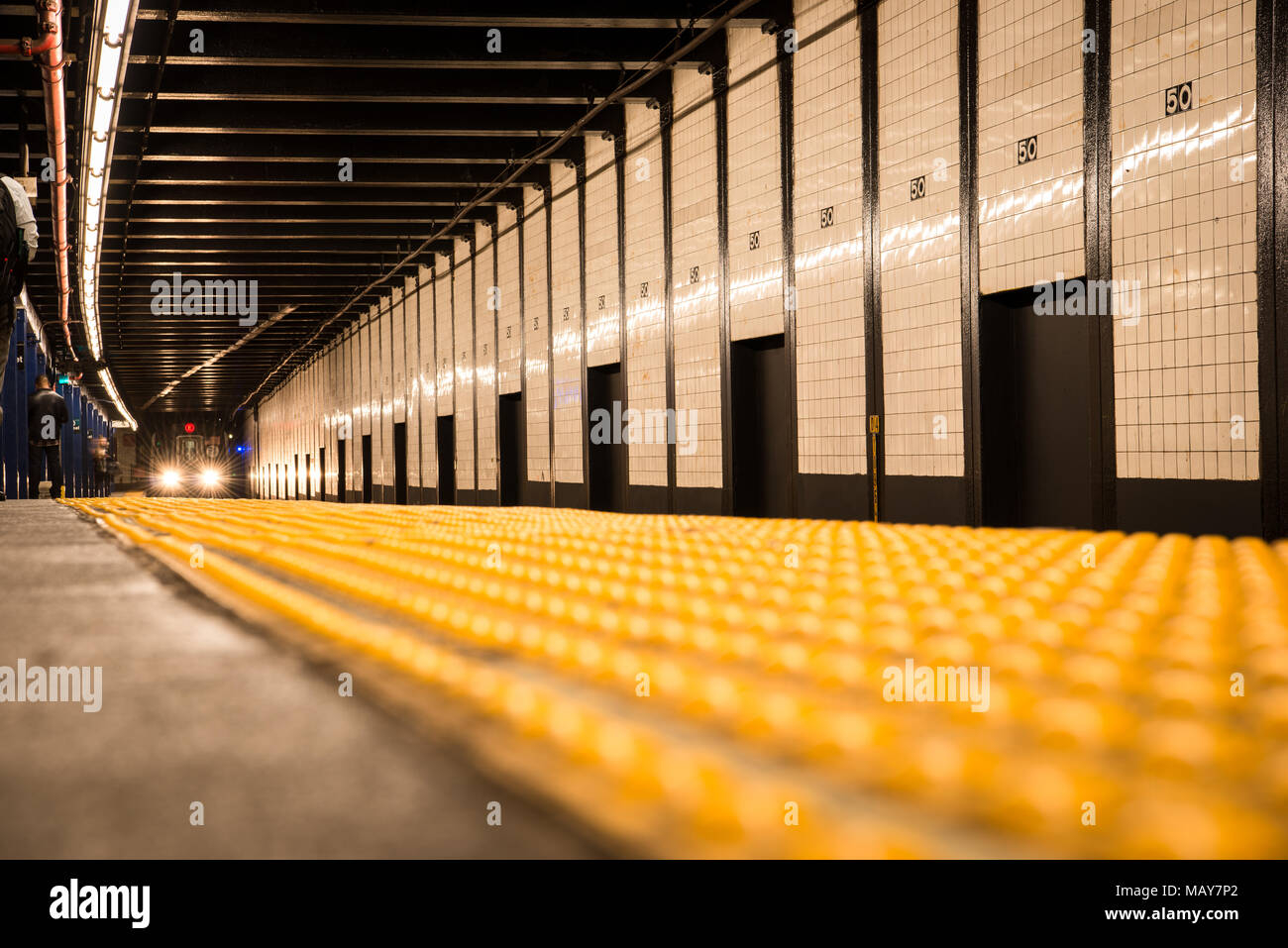 New york subway station hi-res stock photography and images - Alamy