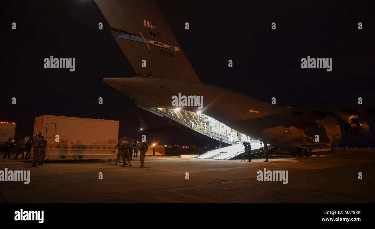 89th aerial port squadron hi-res stock photography and images - Alamy